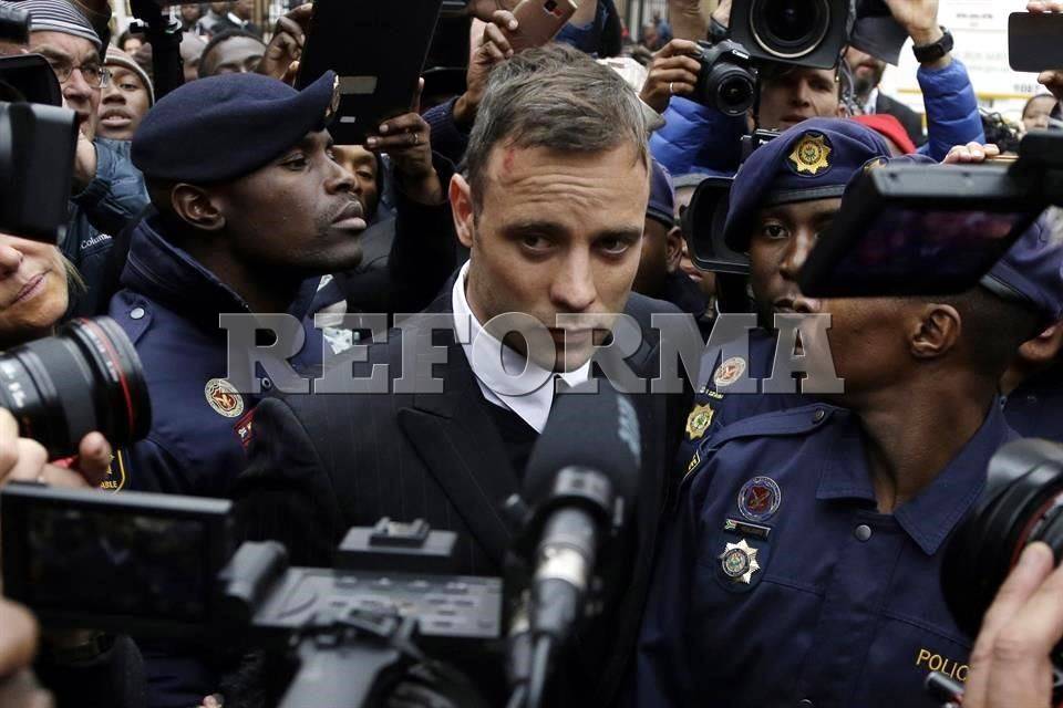 Niegan libertad condicional a Oscar Pistorius